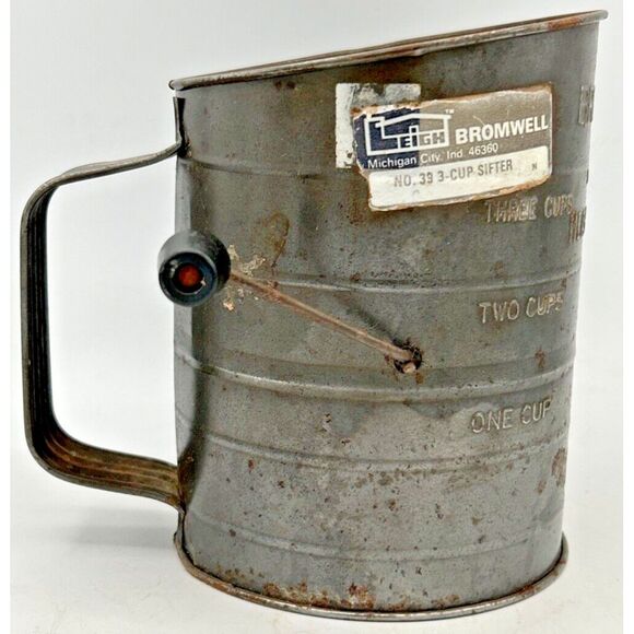 Kitchen | Vintage Old Bromwells Measuring Sifter 3 Cup W Crank Knob ...